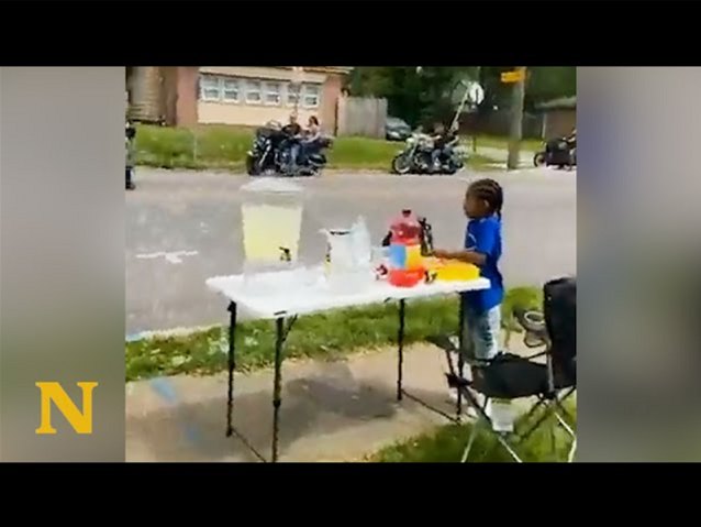 Teen Just Opened Lemonade Stand, But What This Bikers Did Will Leave ...