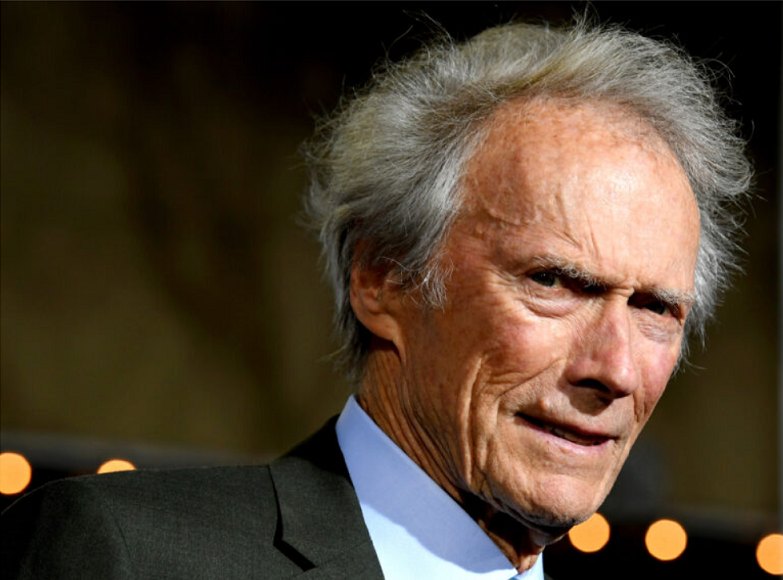 Clint Eastwood, 93, makes rare appearance, worrying fans with “so different” look – “he’s ...